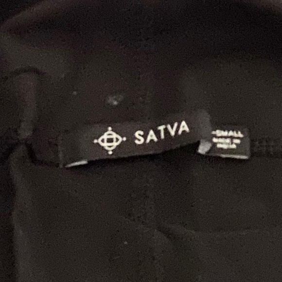Satva | Pants & Jumpsuits | Satva Cassie Capri Black Organic Active ...